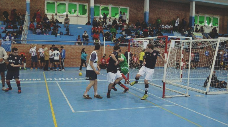 El fútbol adaptado comienza en Brown - | La Urbe