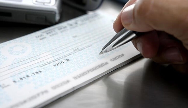 La cadena de pagos en crisis: récord histórico de cheques rechazados en ...